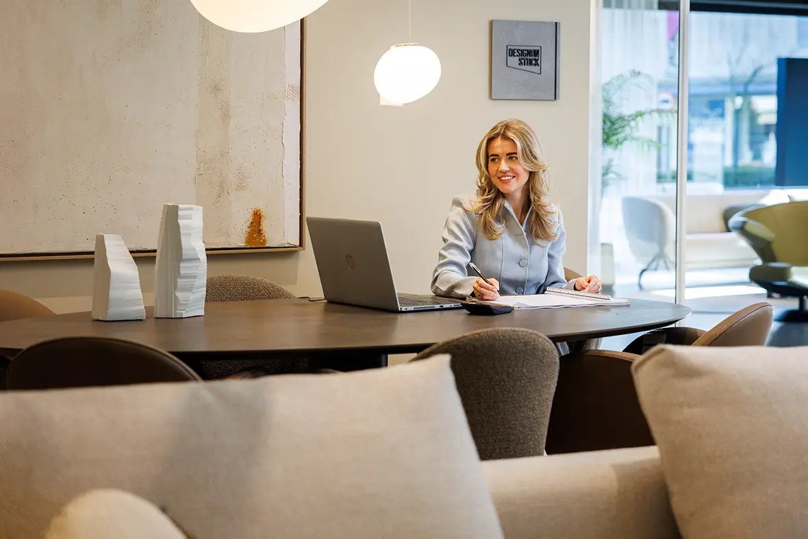Werken als verkoper in de showroom | Werken bij De Mandemakers Groep
